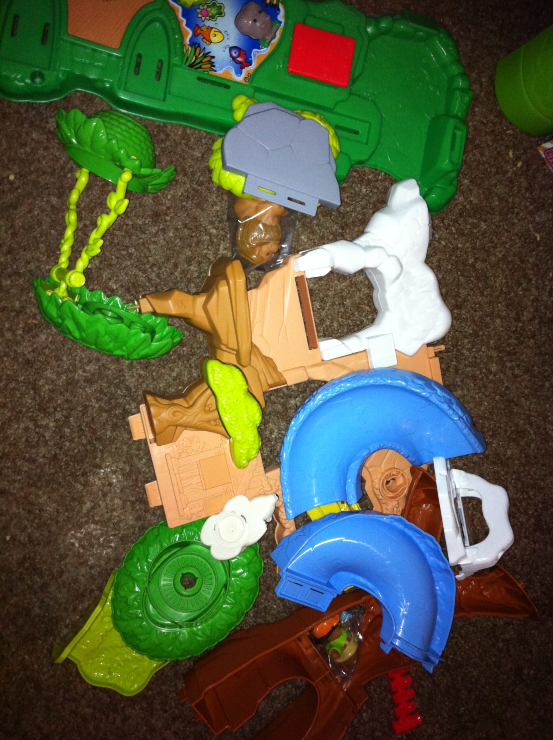 Toy Review | Little People Zoo Talkers by Fisher-Price