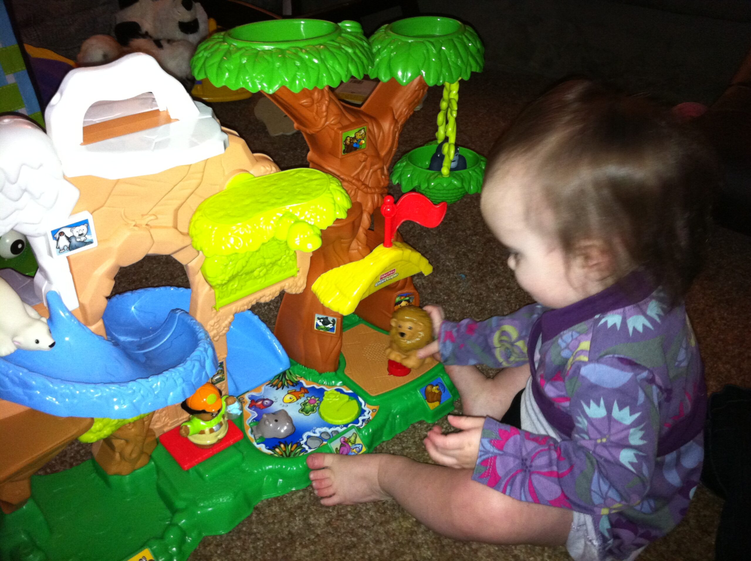 Toy Review | Little People Zoo Talkers by Fisher-Price