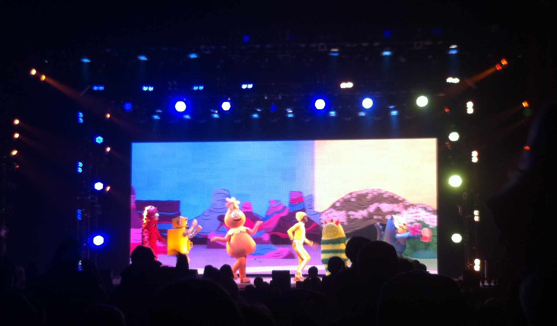 Our Yo Gabba Gabba LIVE and VIP Party Package Experience #yogabbagabba