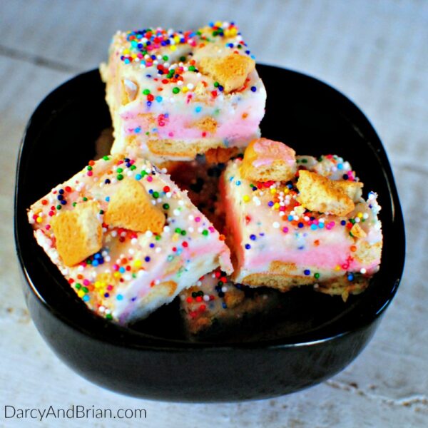 Quick & Easy Animal Cookie Fantasy Fudge Recipe