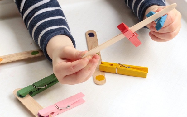 Popsicle Stick Fine Motor Color Match Game for Kids
