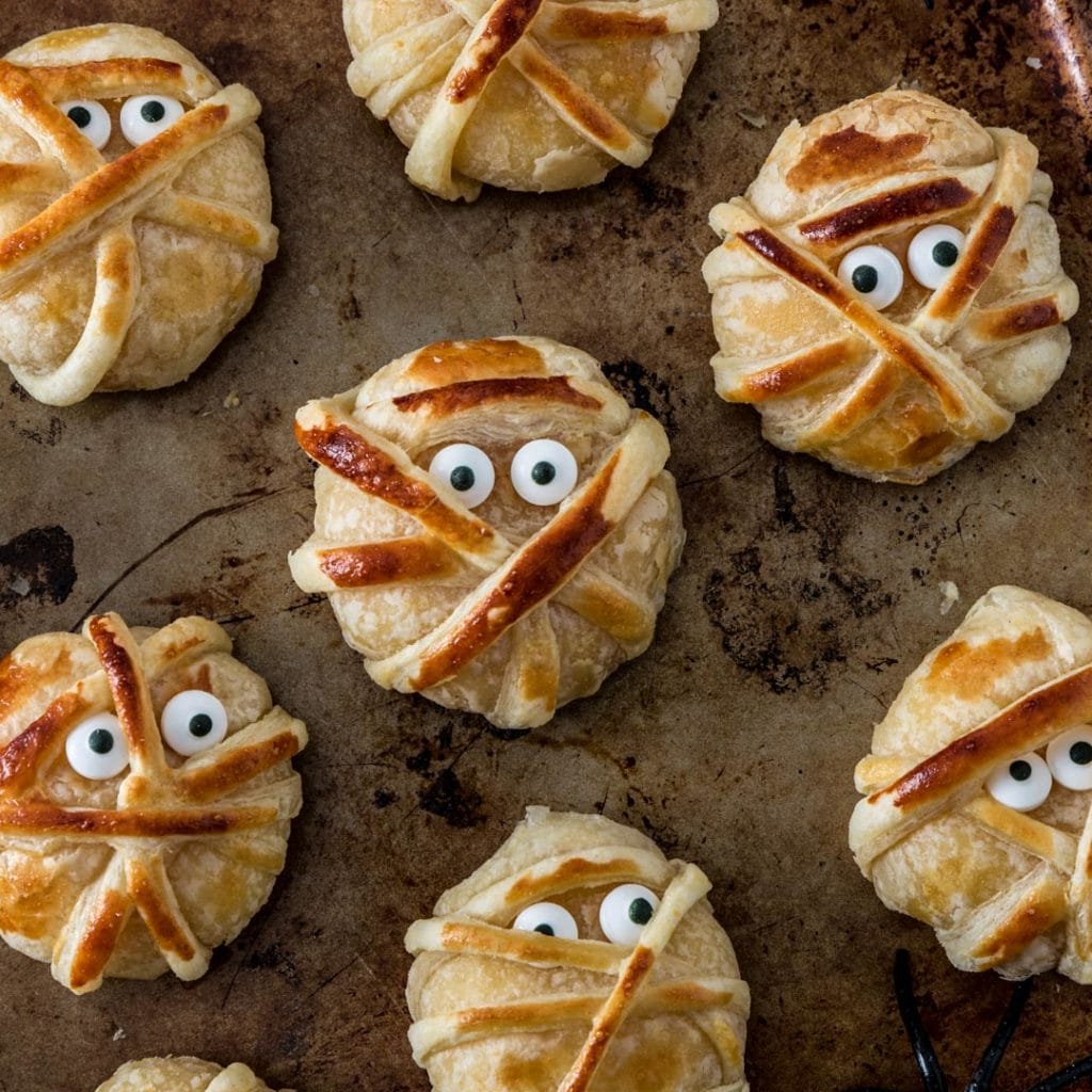 21 Easy Mummy Halloween Finger Foods for Your Next Party