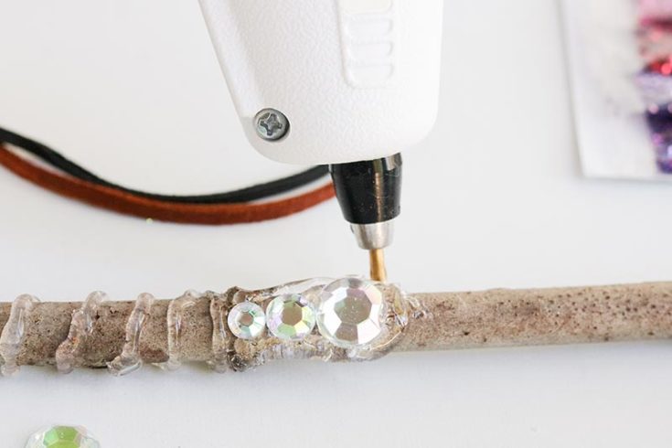 How to Make a Wizard Wand Out of a Stick | Easy DIY Wand Craft