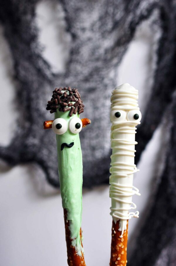 21 Easy Mummy Halloween Finger Foods for Your Next Party