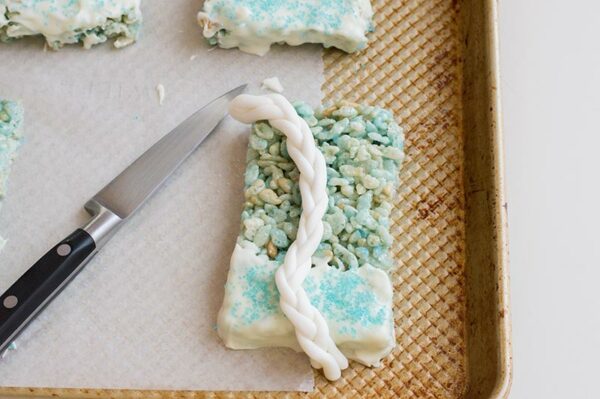 Disney Frozen Inspired Elsa Rice Crispy Treats Recipe
