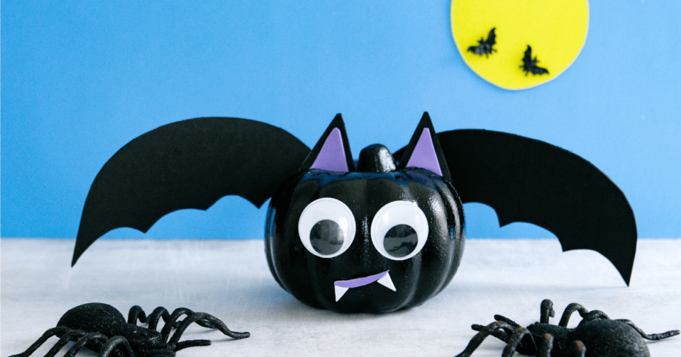 25+ Halloween Bat Crafts for Kids | Fun For Preschool and Beyond