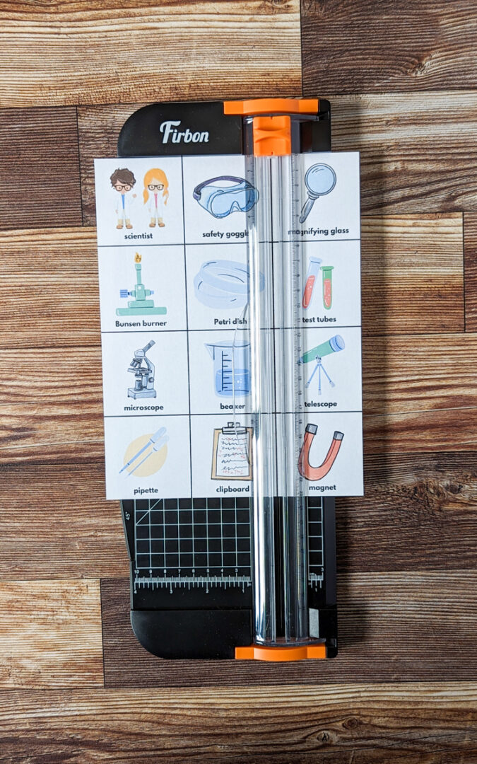 Printable Science Bingo for Kids | Keep Little Scientists Entertained