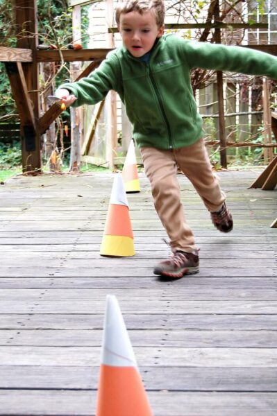 Fall Minute to Win It Games: Silly & Fun Challenges for Kids