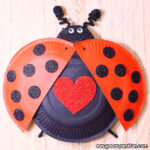 17 Valentine's Day Paper Plate Crafts - Easy Ideas for Kids!