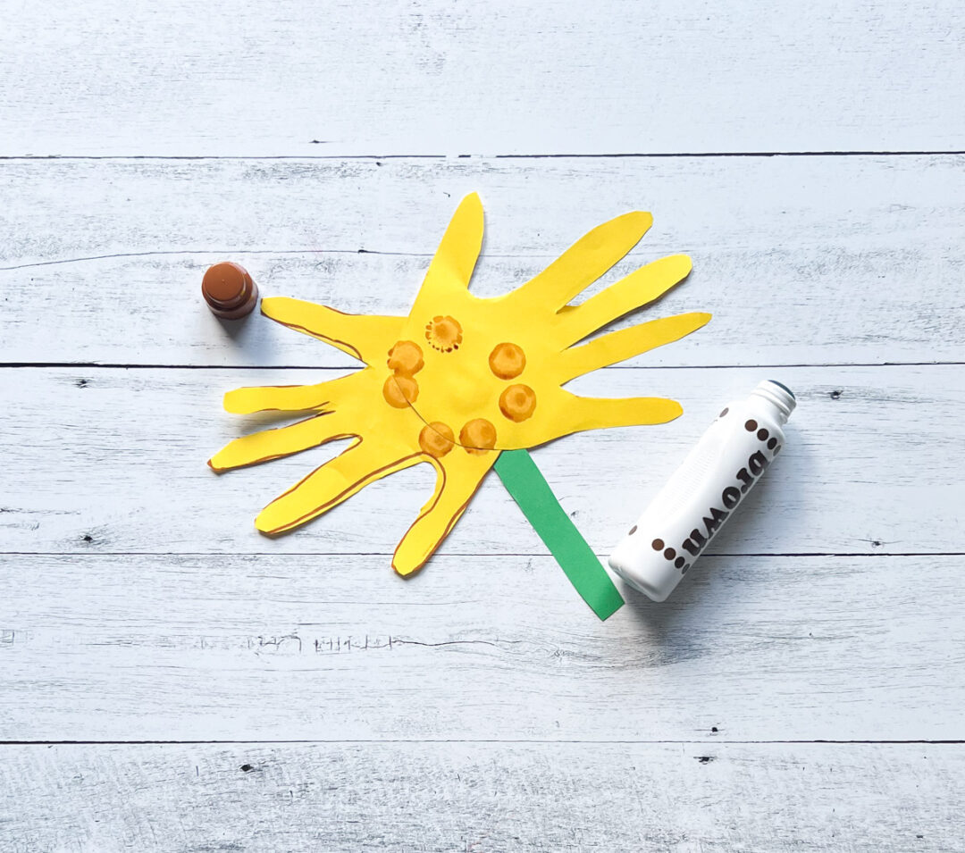 Easy Handprint Sunflower Craft for Preschoolers
